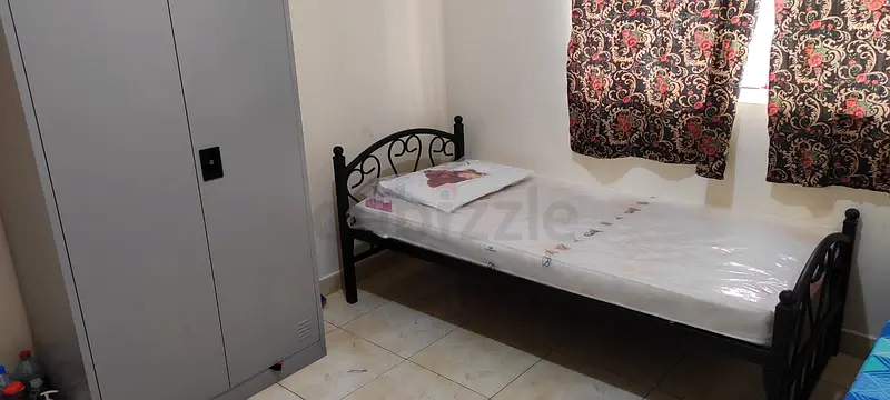 Rooms for rent in Shabiya 12 - Shared Rooms rental | dubizzle