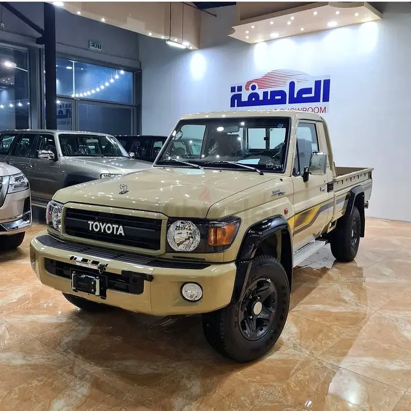 Buy & sell any Toyota Land Cruiser 76 series cars online - 4 used ...