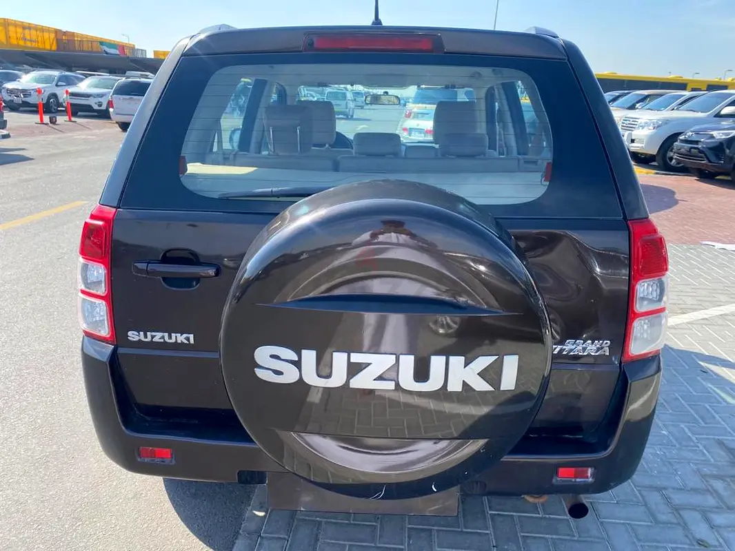suzuki vitara 2015 brown color GCC calen car | dubizzle