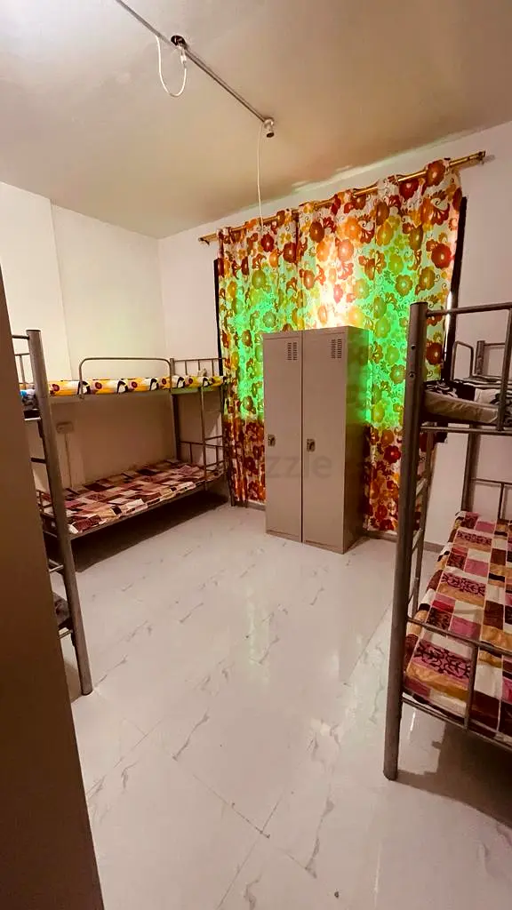 Rooms for rent in Shabiya 12 - Shared Rooms rental | dubizzle