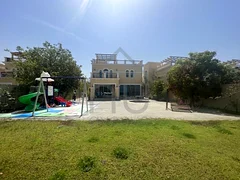 Exclusive Rare 4 Bed | Single Row | Huge Plot - PropertyDigger.com