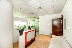Fitted Office | Mid Floor | Mid Floor - PropertyDigger.com