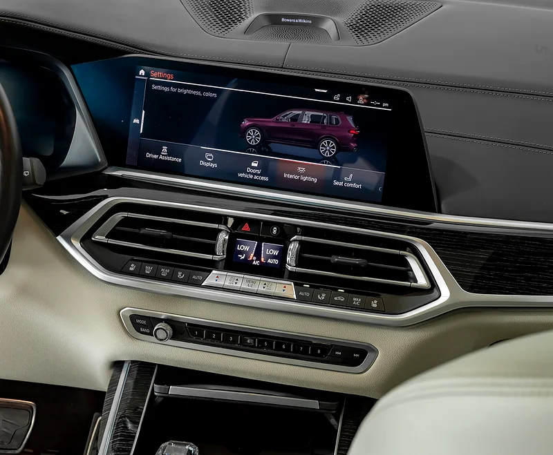 BMW X7 M-50i - 7 SEATER - MERIN IVORY WHITE AND FINEWOOD TRIM FINELINE ...