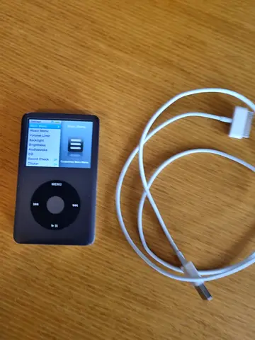 Buy & sell any Apple iPod online - 12 used Apple iPod for sale in Dubai ...