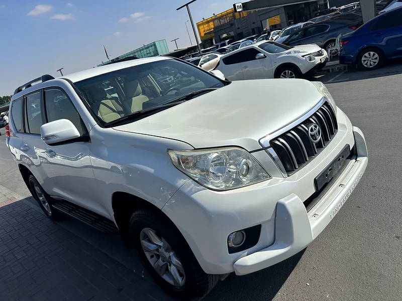 Toyota prado 2012 v6 white color GCC calen car | dubizzle