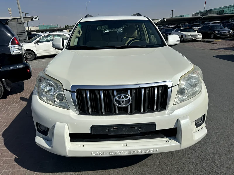 Toyota prado 2012 v6 white color GCC calen car | dubizzle Sharjah