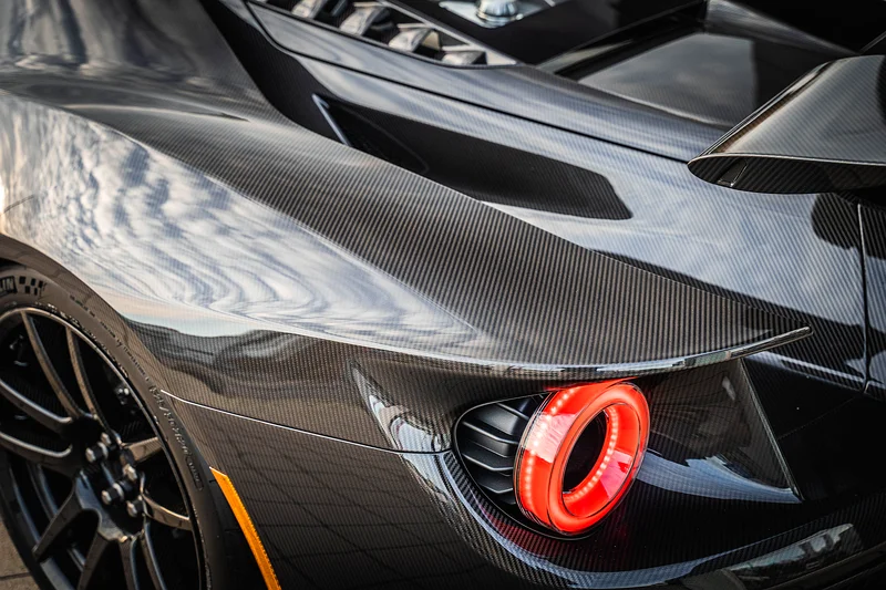 Ford GT LIQUID CARBON 1 OF 25 + FULL CARBON BODY !!! | dubizzle