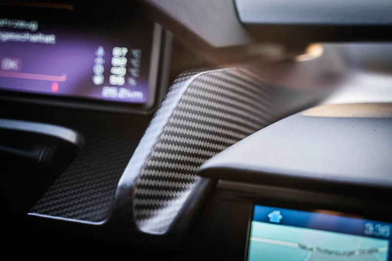 Ford GT LIQUID CARBON 1 OF 25 + FULL CARBON BODY !!! | dubizzle