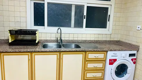 Rooms for rent in Jumeirah - Shared Rooms rental | dubizzle