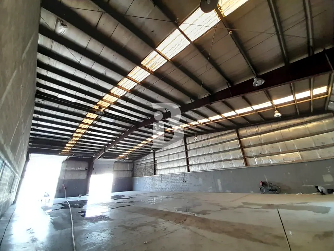 Warehouse 25200 Sqft 30 Kw Power Warehouse In Dip Dubizzle Dubai