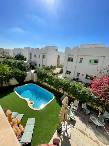 Rooms for rent in Umm Suqeim - Shared Rooms rental | dubizzle