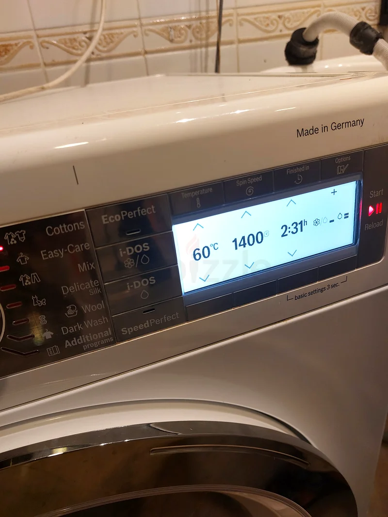 Bosch serie 8 9kg washing machine latest model made in Germany | dubizzle