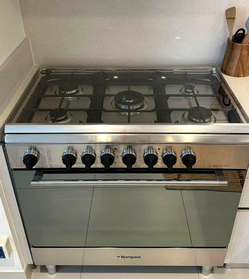 Bompani 5 Burner 2 IN 1 Top Gas+Electric Oven Free-standing cooker FREE ...