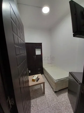 Room Apartments for rent in Al Rigga - Shared Flats rental | dubizzle