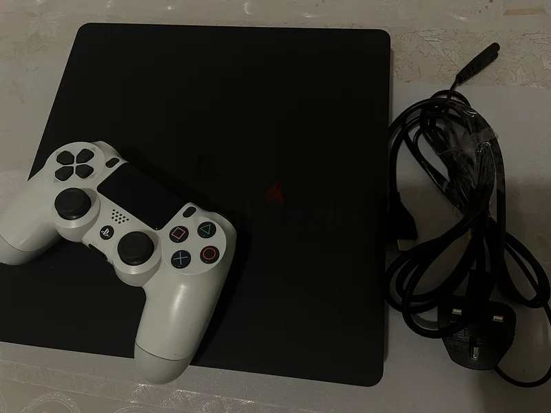 PS4 slim version | dubizzle