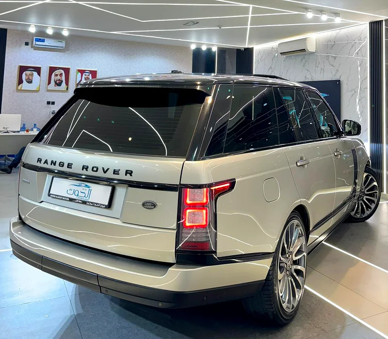 AUTOBIOGRAPHY VIP RANGE ROVER VOGUE V8 || GCC || FULLY LOADED ...
