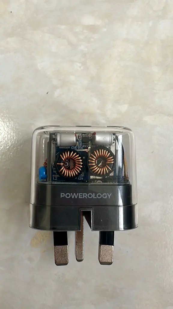 Clear double USB-C charging port | dubizzle