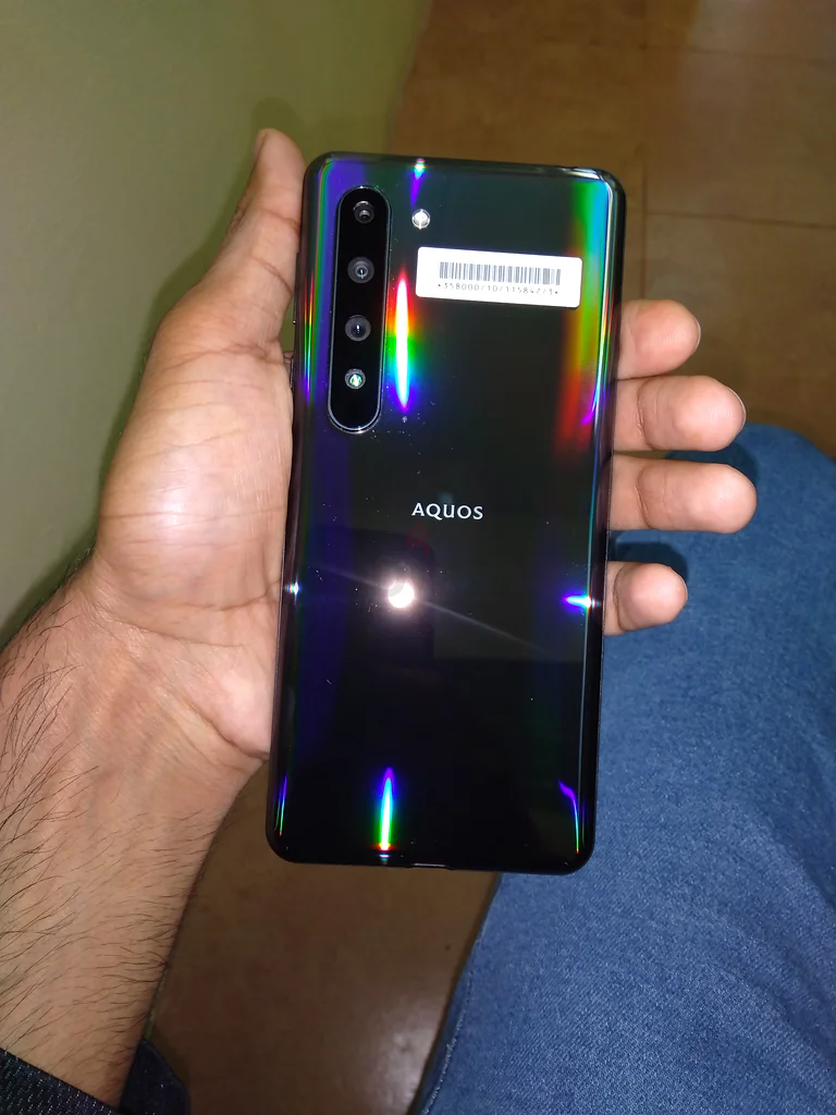 Aquos r5G | dubizzle