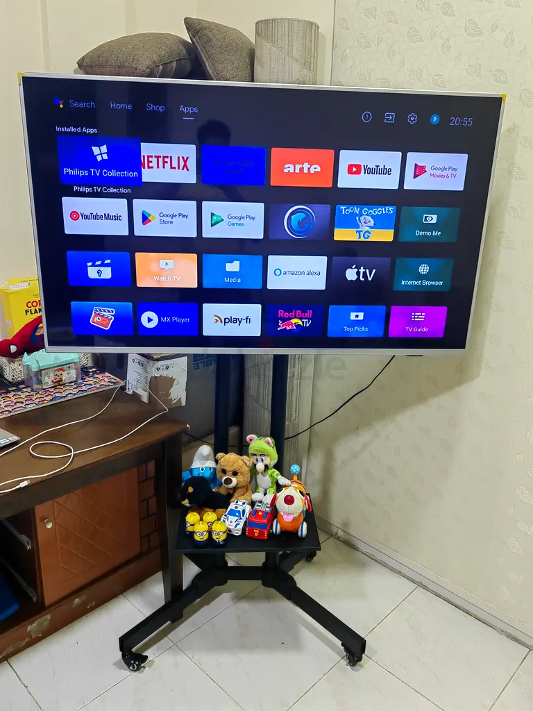philips 55 inch 4k LED TV with AMbi Light at back only AED:750 | dubizzle
