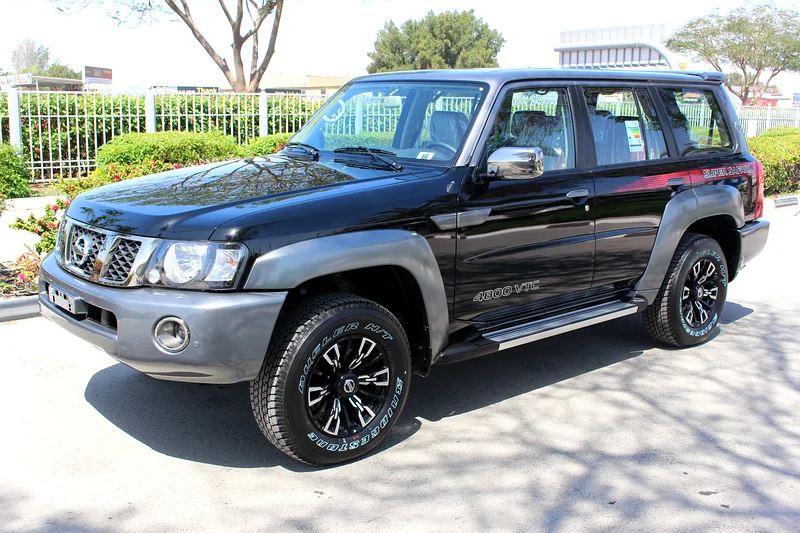 NISSAN PATROL SUPER SAFARI جير عادي الأسطورة ALOSTOWRA EDITION M/T 2024 ...