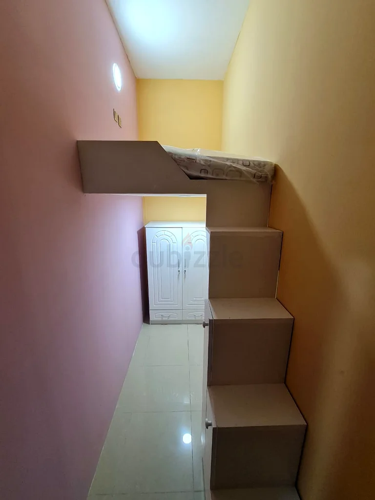 Apartment: ONLY 1,100/- PARTITION | dubizzle Dubai