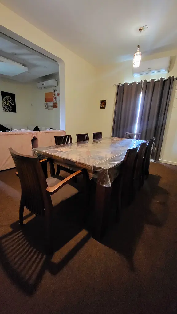 Dining Table | dubizzle