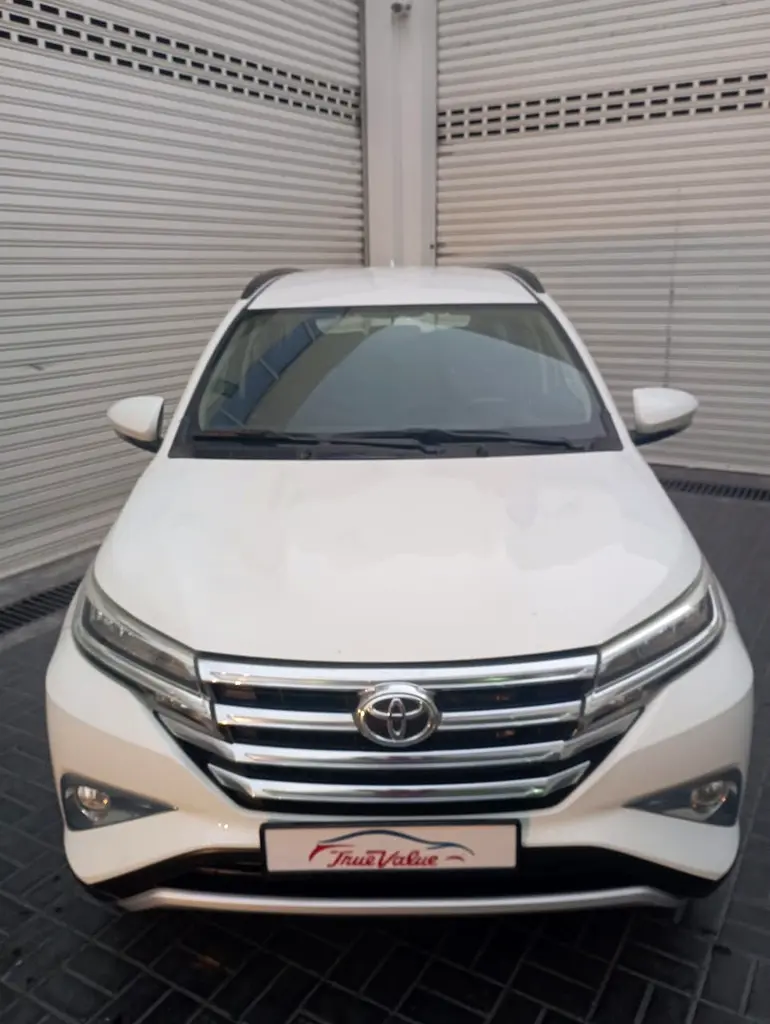 Toyota RUSH 2022 7 seats mid gcc accident free single owner | dubizzle