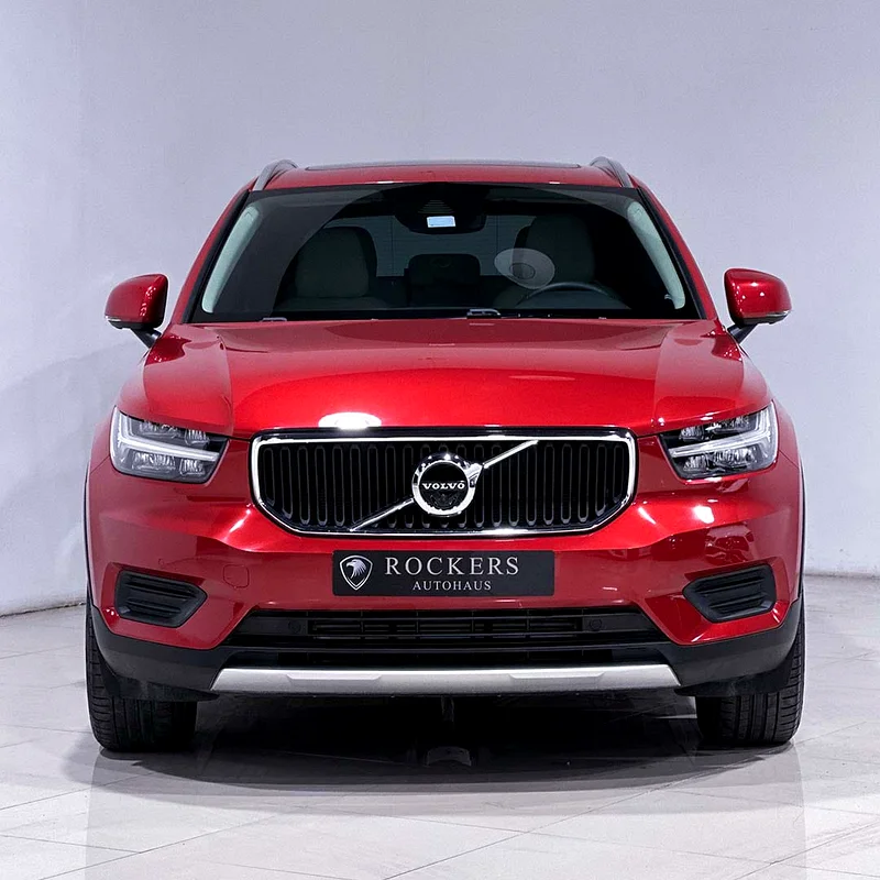 2022 Volvo XC40 T4 • R Design • GCC • Jan 2025 Volvo Warranty • Full Volvo Service History ...