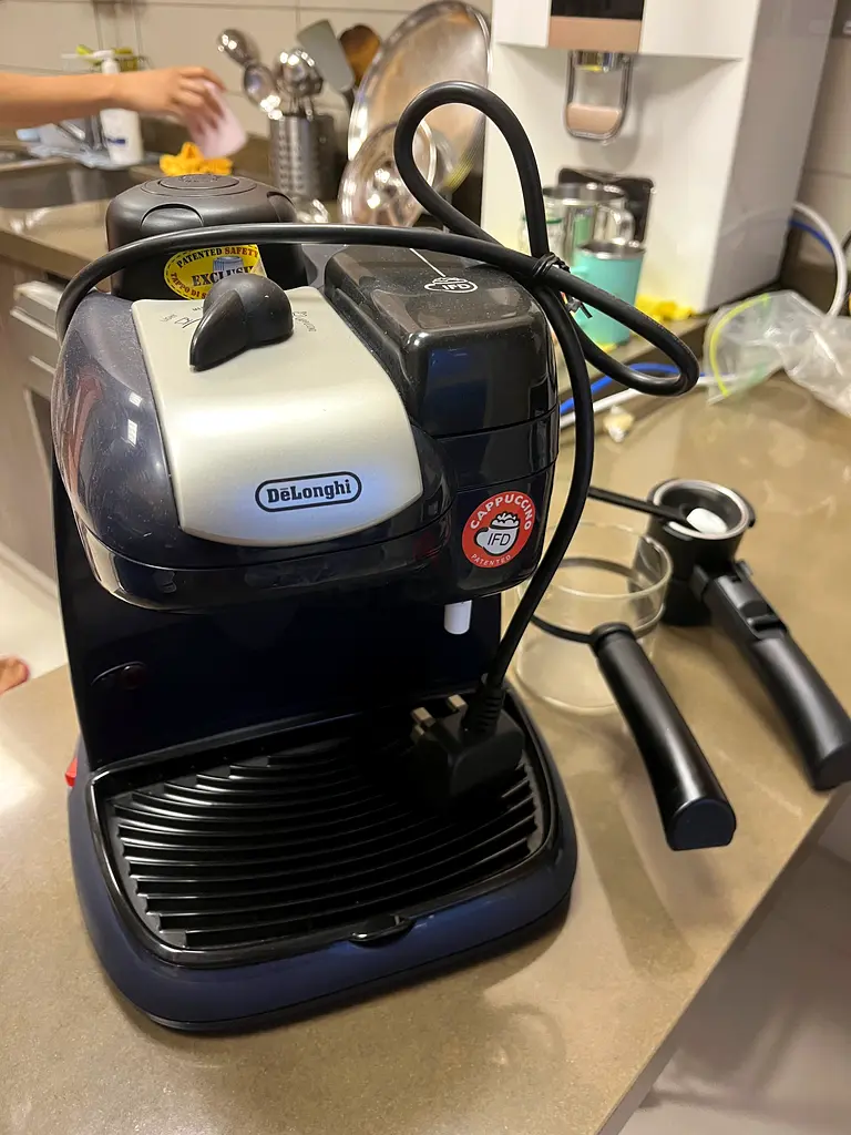 Coffee maker delonghi | dubizzle