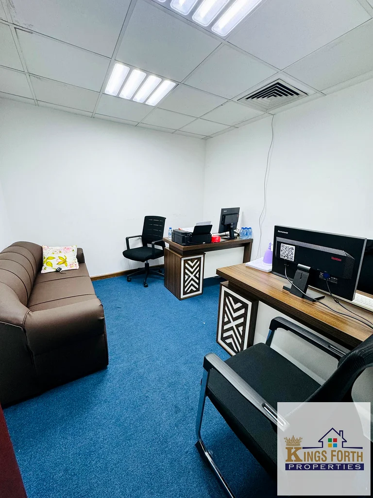 Office: LUXURY OFFICE AVAILABLE BIG SIZE PRIME L0CATION DEWA WIFI FREE ...