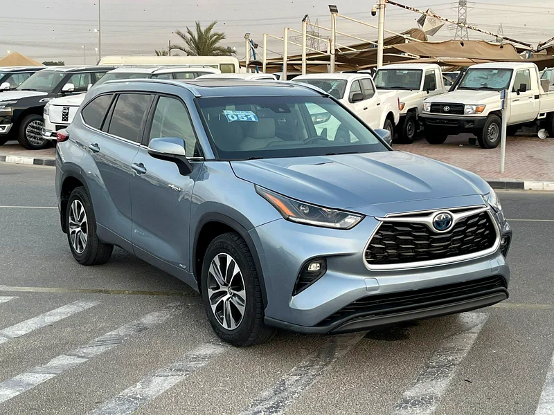Toyota Highlander hybrid 2021 full options very clean car outside and ...