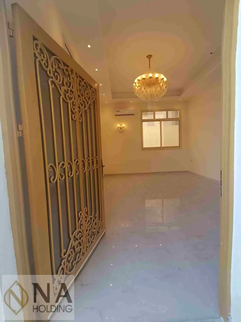 Apartment: A new apartment, the first inhabitant, a private entrance ...