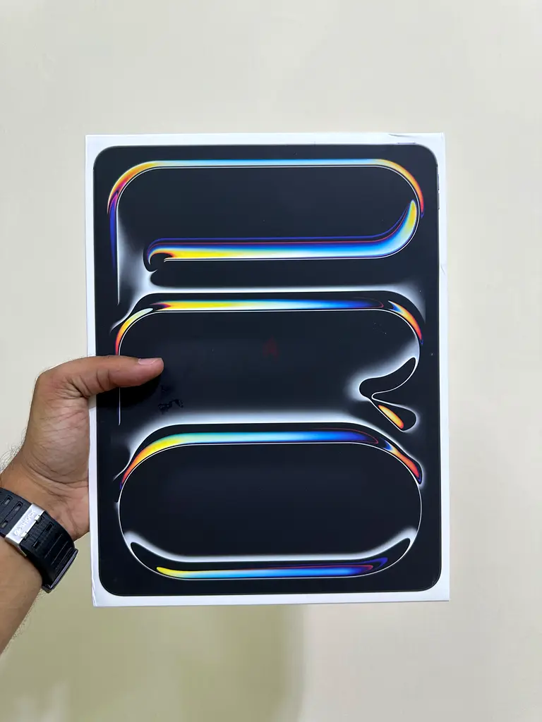 Ipad pro 13 inch M4 256GB | dubizzle