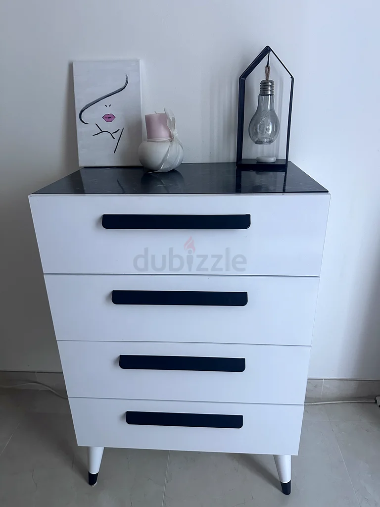Dubizzle chest of drawers store