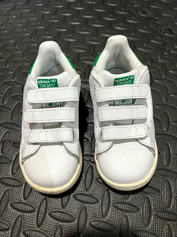 Classifieds: STAN SMITH TODDLER SIZE 7K 23.5EU | dubizzle Abu Dhabi