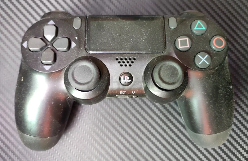 PS4 controller dubizzle