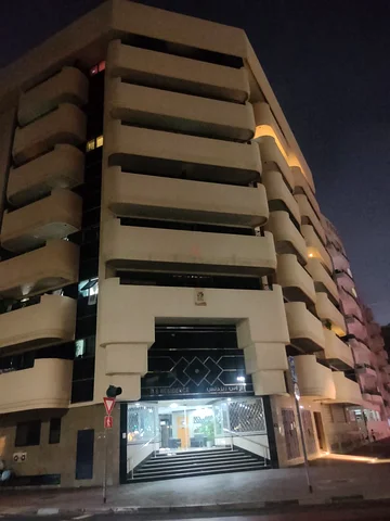 Rooms for Rent in Al Karama Building - Partitions & Bed Spaces | dubizzle