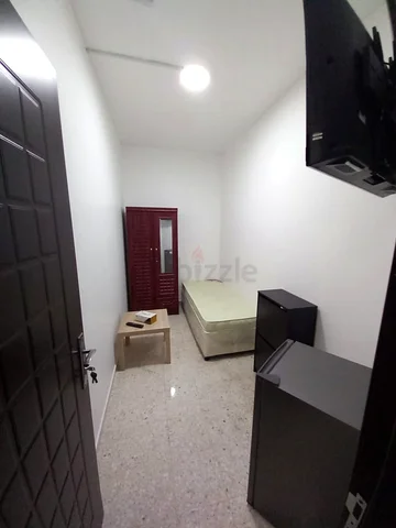 Rooms for rent in Al Rigga - Shared Rooms rental | dubizzle
