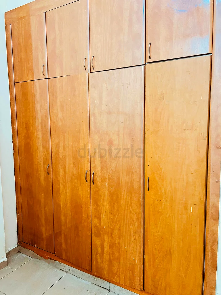 Apartment: BACHELORS BED SPACE | 10 MINUTES WALK FROM SHARAF DG METRO ...