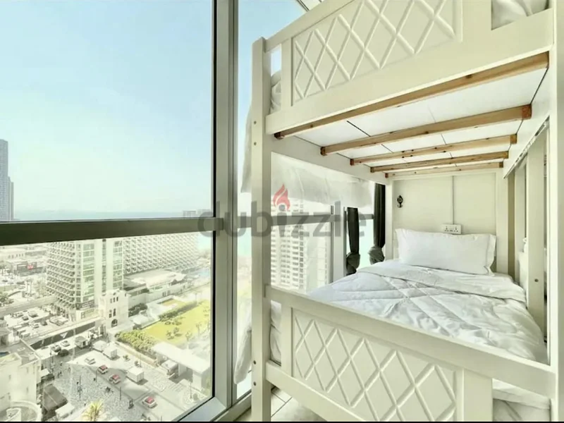 Apartment: LUXURY MALE Bedspace | NEAR to METRO | dubizzle Dubai