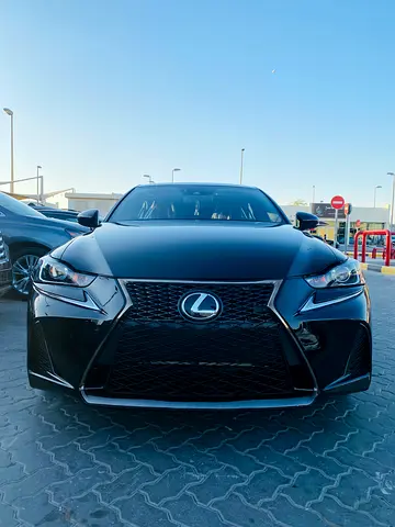 Used 4 cylinder Lexus IS Series for sale in Sharjah | dubizzle