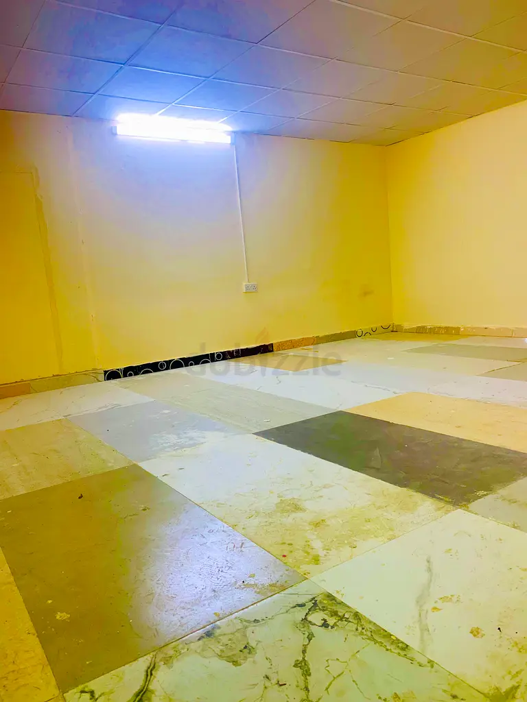 Villa: Studio available in old Sarooj | dubizzle UAE