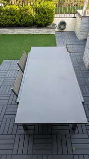 Outdoor expandable table | dubizzle
