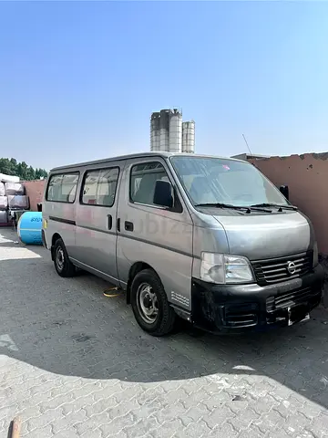 Nissan Urvan 2004 for sale in Ajman | dubizzle