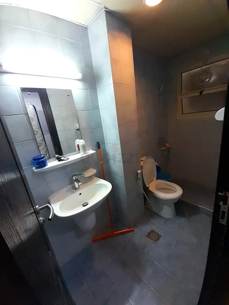 Apartment: Partition room avilable at DIP 1 | dubizzle Dubai