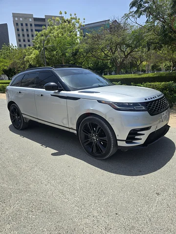 Used Land Rover Range Rover Velar with black interior for sale in UAE ...
