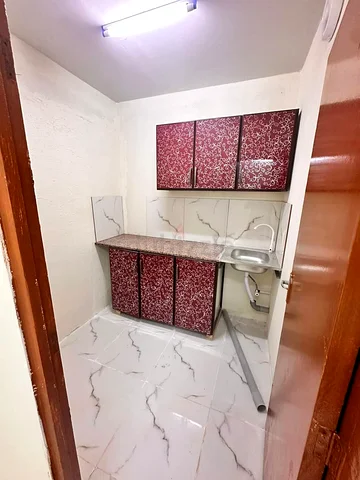 Room Villas for rent in Al Twar 4 - Shared Houses rental | dubizzle