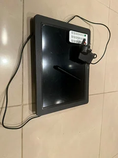 12 Inch Digital Photo Frame LED Back-light Electronic | dubizzle