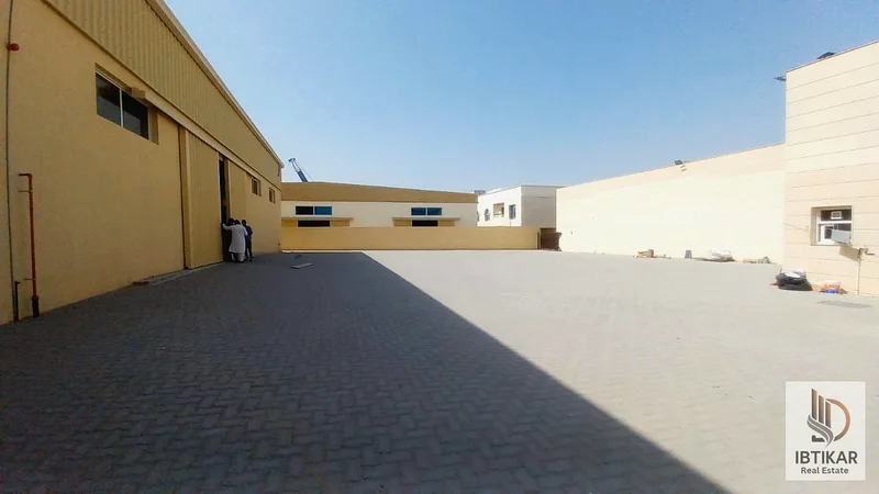 Warehouse: Warehouse Available In Front Of Open Land Area At Amazing ...