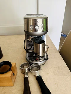 Sage coffee machine and grinder | dubizzle